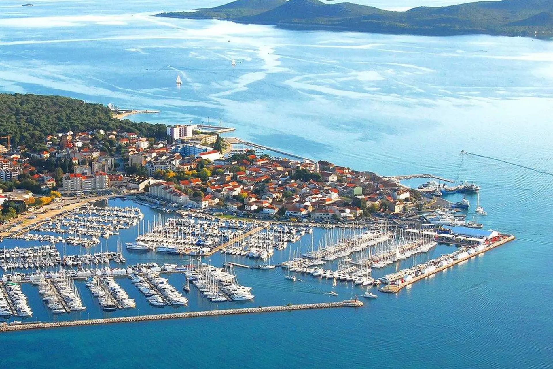 Stützpunkt Info Marina Biograd