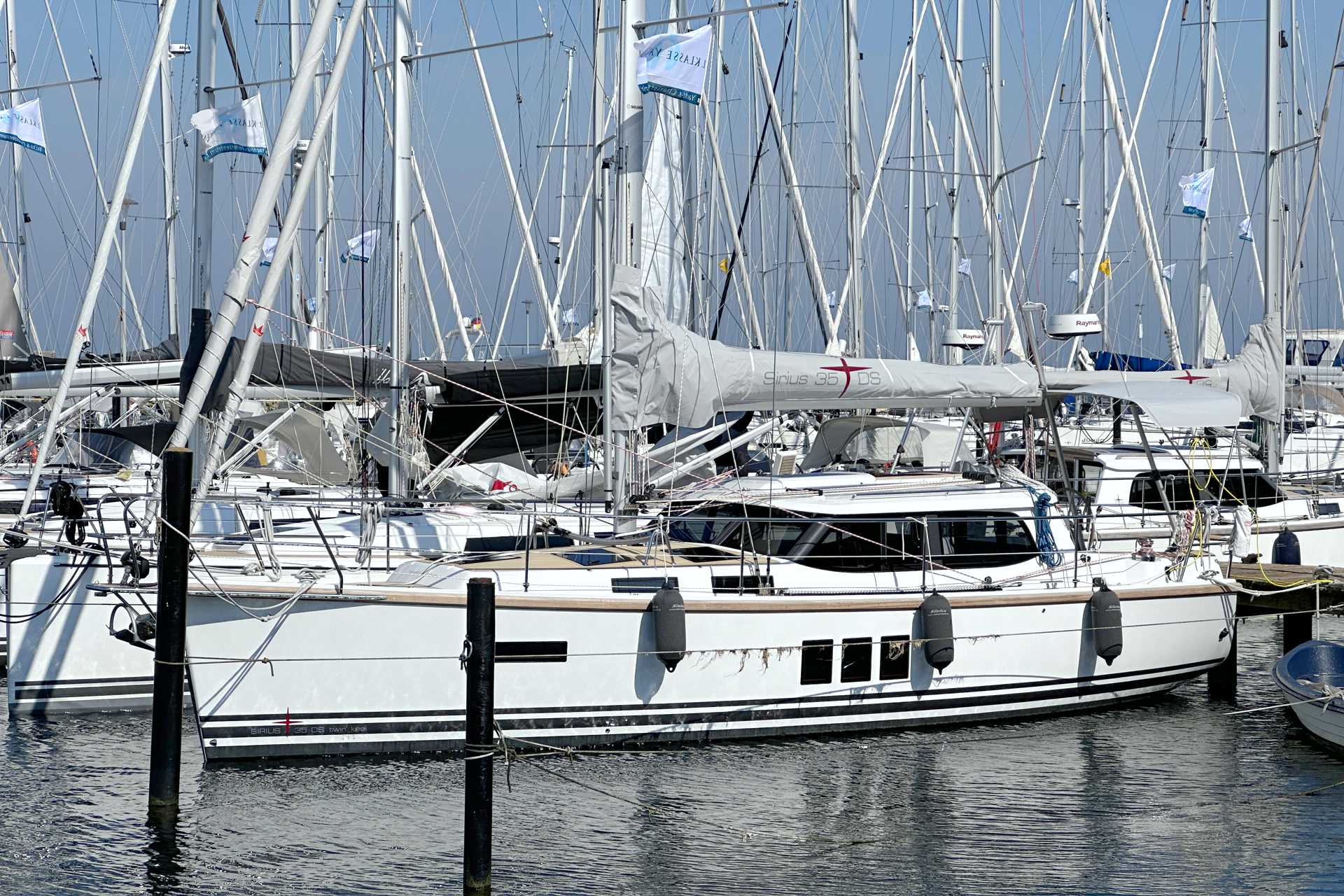 Sirius 35DS Baltic Bö chartern ⛵ Barth